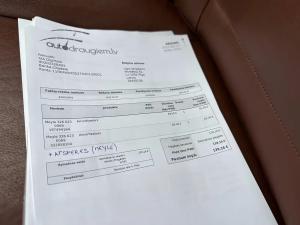 Zils BMW 530 2006 Rīga, ar dzinēja tilpumu 3.00 L un nobraukumu 281 tūkst. km par 3990 €, foto 44 vietnē AUTOMOTO.COM.LV