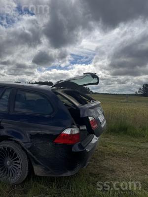 Zils BMW 530 2006 Liepāja, ar dzinēja tilpumu 3.00 L un nobraukumu 410 tūkst. km par 4200 €, foto 7 vietnē AUTOMOTO.COM.LV