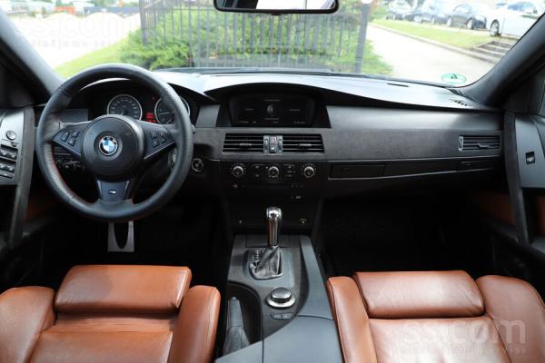 Blue BMW 530 2006 in Tukums, with an engine capacity of 3.00 L and mileage of 360 thousand km for 5200 €, photo 8 on AUTOMOTO.COM.LV