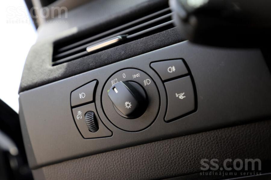 Zils BMW 530 2006 Tukums, ar dzinēja tilpumu 3.00 L un nobraukumu 360 tūkst. km par 5200 €, foto 15 vietnē AUTOMOTO.COM.LV
