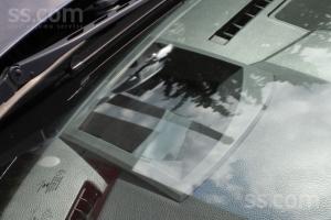 Zils BMW 530 2006 Tukums, ar dzinēja tilpumu 3.00 L un nobraukumu 360 tūkst. km par 5200 €, foto 18 vietnē AUTOMOTO.COM.LV
