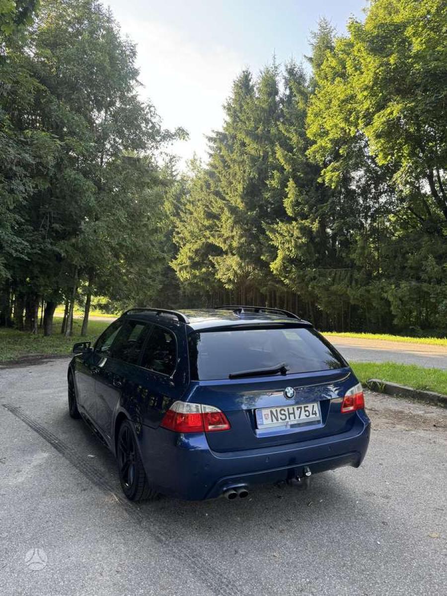 Zils BMW 530 2006 Širvintos, ar dzinēja tilpumu 2.99 L un nobraukumu 363 tūkst. km par 3800 €, foto 3 vietnē AUTOMOTO.COM.LV