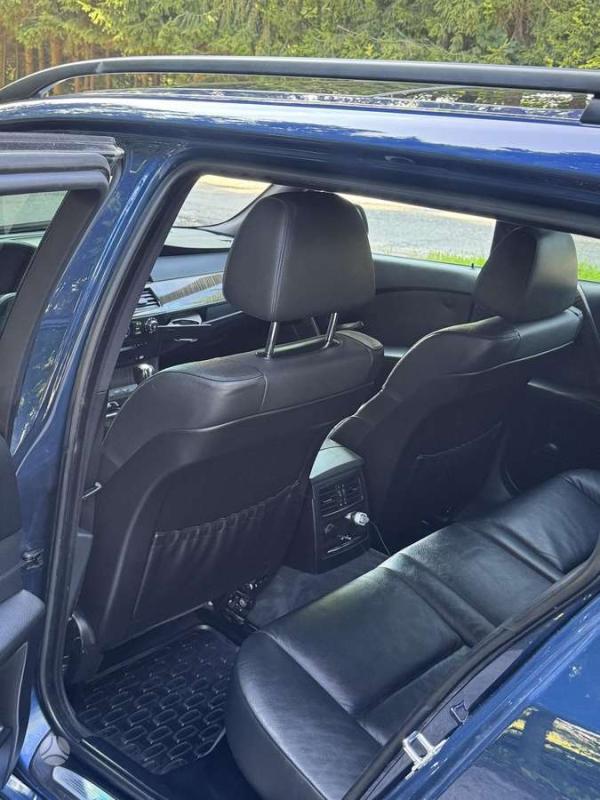 Zils BMW 530 2006 Širvintos, ar dzinēja tilpumu 2.99 L un nobraukumu 363 tūkst. km par 3800 €, foto 8 vietnē AUTOMOTO.COM.LV