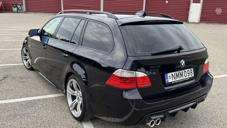 Zils BMW 530 2006 Utena, ar dzinēja tilpumu 2.99 L un nobraukumu 319 tūkst. km par 5300 €, foto 7 vietnē AUTOMOTO.COM.LV