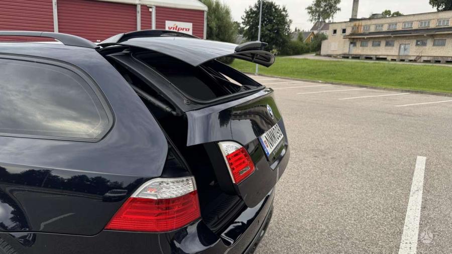 Zils BMW 530 2006 Utena, ar dzinēja tilpumu 2.99 L un nobraukumu 319 tūkst. km par 5300 €, foto 10 vietnē AUTOMOTO.COM.LV