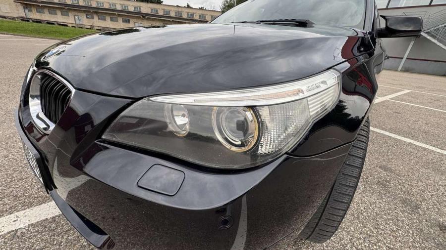 Zils BMW 530 2006 Utena, ar dzinēja tilpumu 2.99 L un nobraukumu 319 tūkst. km par 5300 €, foto 16 vietnē AUTOMOTO.COM.LV