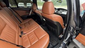 Zils BMW 530 2006 Utena, ar dzinēja tilpumu 2.99 L un nobraukumu 319 tūkst. km par 5300 €, foto 33 vietnē AUTOMOTO.COM.LV