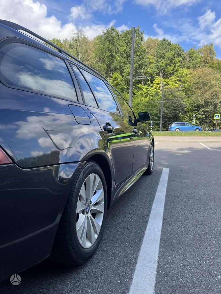 Zils BMW 530 2006 Kauņa, ar dzinēja tilpumu 2.99 L un nobraukumu 407 tūkst. km par 3750 €, foto 8 vietnē AUTOMOTO.COM.LV
