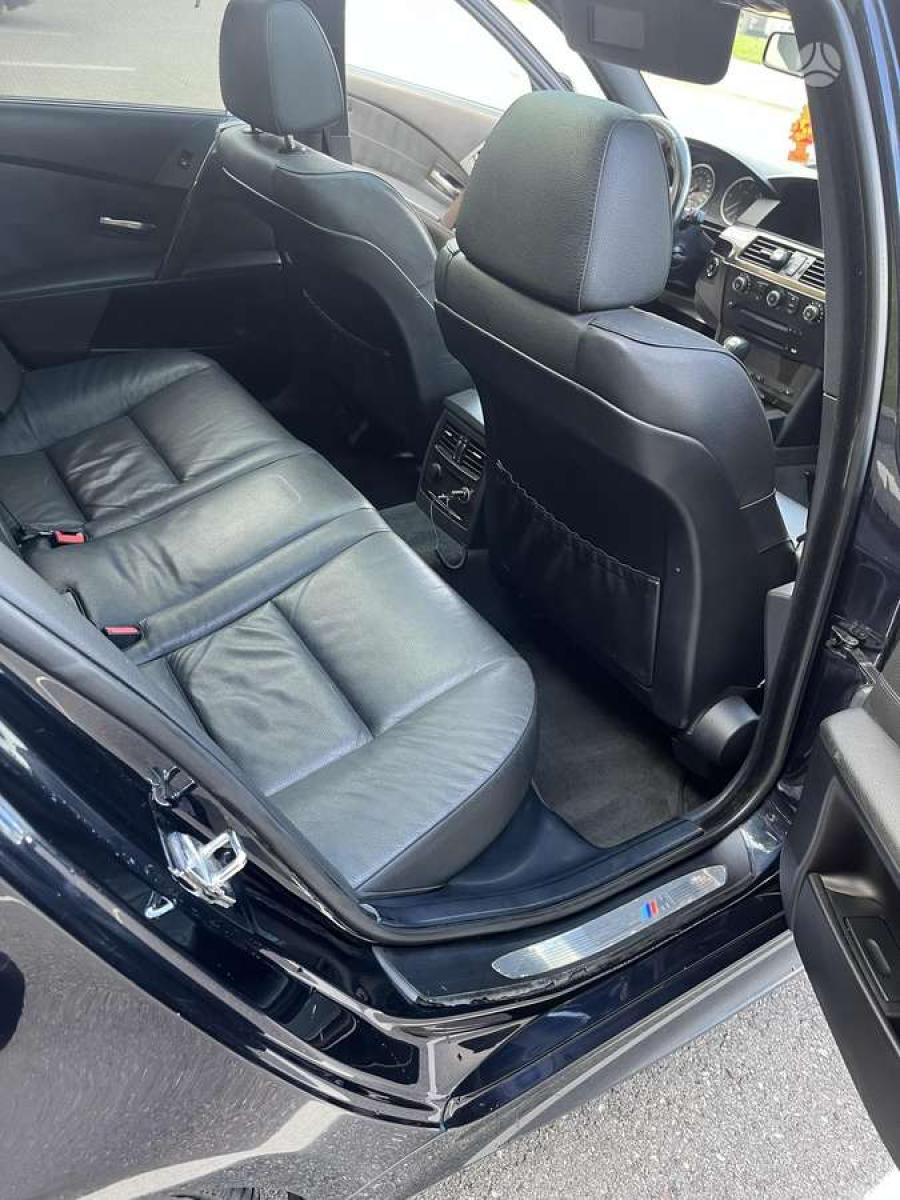 Zils BMW 530 2006 Kauņa, ar dzinēja tilpumu 2.99 L un nobraukumu 407 tūkst. km par 3750 €, foto 14 vietnē AUTOMOTO.COM.LV
