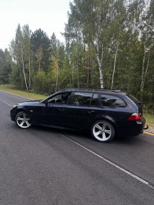 Blue BMW 530 2006 in Klaipeda, with an engine capacity of 3.00 L and mileage of 371 thousand km for 4000 €, photo 13 on AUTOMOTO.COM.LV