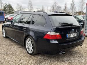 Blue BMW 530 2007 in Riga, with an engine capacity of 3.00 L and mileage of 286 thousand km for 5000 €, photo 6 on AUTOMOTO.COM.LV