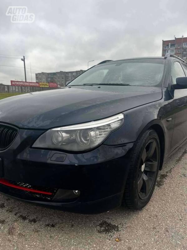 Blue BMW 530 2007 in Mazeikiai, with an engine capacity of 3.00 L and mileage of 420 thousand km for 4600 €, photo 1 on AUTOMOTO.COM.LV