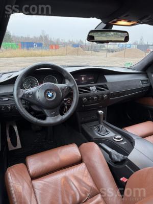 Zils BMW 530 2007 Tukums, ar dzinēja tilpumu 3.00 L un nobraukumu 360 tūkst. km par 5490 €, foto 23 vietnē AUTOMOTO.COM.LV