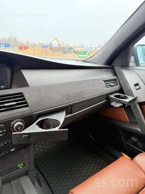 Zils BMW 530 2007 Tukums, ar dzinēja tilpumu 3.00 L un nobraukumu 360 tūkst. km par 5490 €, foto 27 vietnē AUTOMOTO.COM.LV