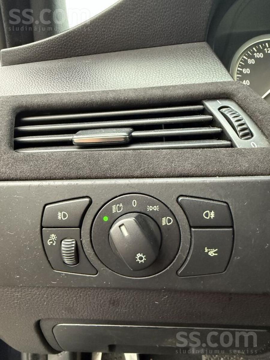Zils BMW 530 2007 Tukums, ar dzinēja tilpumu 3.00 L un nobraukumu 360 tūkst. km par 5490 €, foto 34 vietnē AUTOMOTO.COM.LV