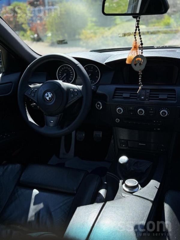 Blue BMW 530 2007 in Bauska, with an engine capacity of 3.00 L and mileage of 425 thousand km for 5850 €, photo 8 on AUTOMOTO.COM.LV