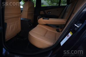 Blue BMW 530 2007 in Riga, with an engine capacity of 3.00 L and mileage of 367 thousand km for 5490 €, photo 17 on AUTOMOTO.COM.LV