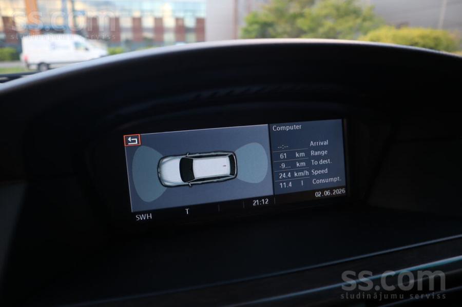 Blue BMW 530 2007 in Riga, with an engine capacity of 3.00 L and mileage of 367 thousand km for 5490 €, photo 28 on AUTOMOTO.COM.LV