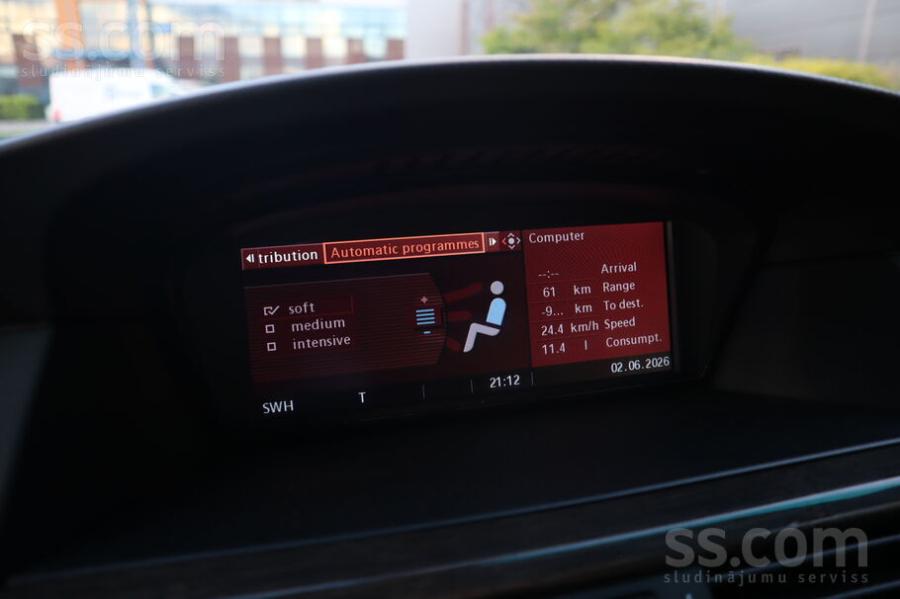 Blue BMW 530 2007 in Riga, with an engine capacity of 3.00 L and mileage of 367 thousand km for 5490 €, photo 29 on AUTOMOTO.COM.LV