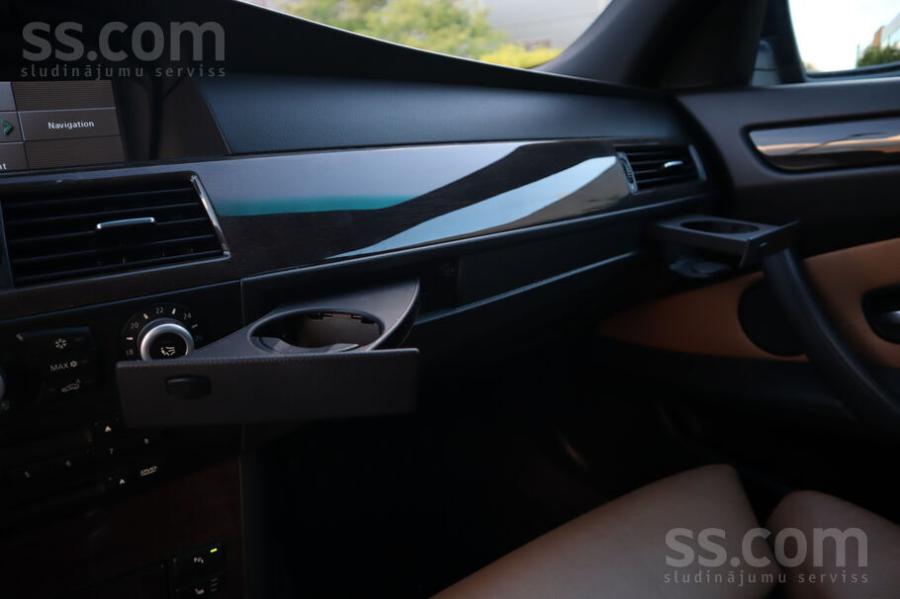 Blue BMW 530 2007 in Riga, with an engine capacity of 3.00 L and mileage of 367 thousand km for 5490 €, photo 34 on AUTOMOTO.COM.LV