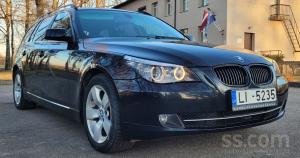 Zils BMW 530 2007 Bauska, ar dzinēja tilpumu 3.00 L un nobraukumu 302 tūkst. km par 4190 €, foto 4 vietnē AUTOMOTO.COM.LV