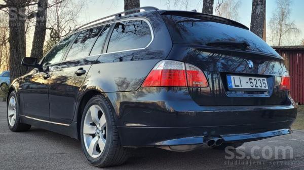 Zils BMW 530 2007 Bauska, ar dzinēja tilpumu 3.00 L un nobraukumu 302 tūkst. km par 4190 €, foto 4 vietnē AUTOMOTO.COM.LV
