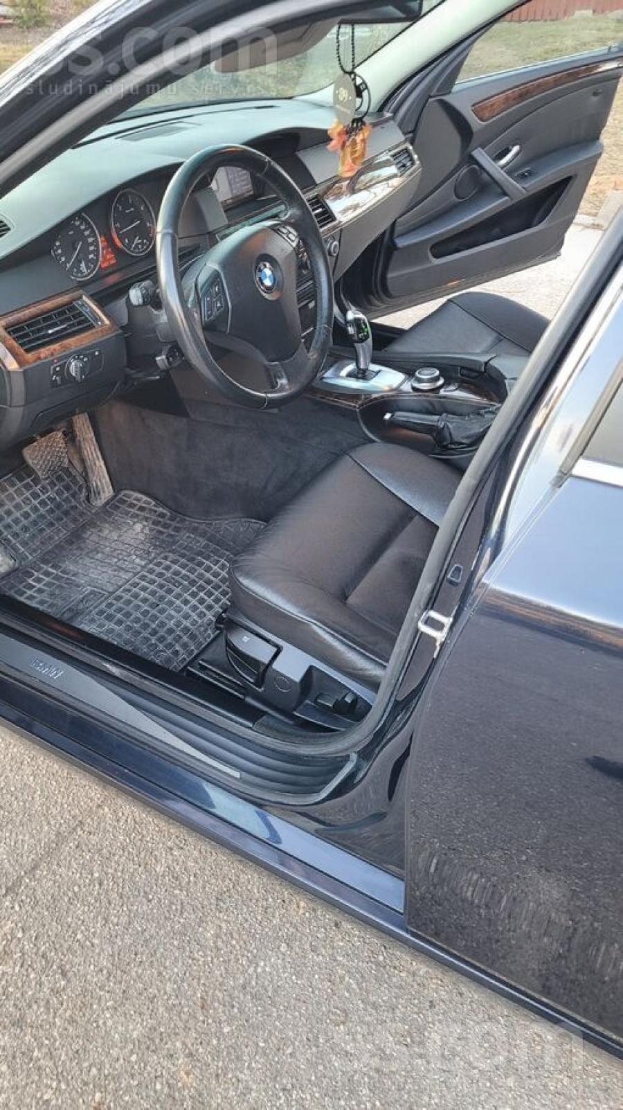Zils BMW 530 2007 Bauska, ar dzinēja tilpumu 3.00 L un nobraukumu 302 tūkst. km par 4190 €, foto 8 vietnē AUTOMOTO.COM.LV