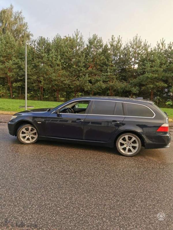 Zils BMW 530 2007 Kauņa, ar dzinēja tilpumu 2.99 L un nobraukumu 450 tūkst. km par 2499 €, foto 4 vietnē AUTOMOTO.COM.LV