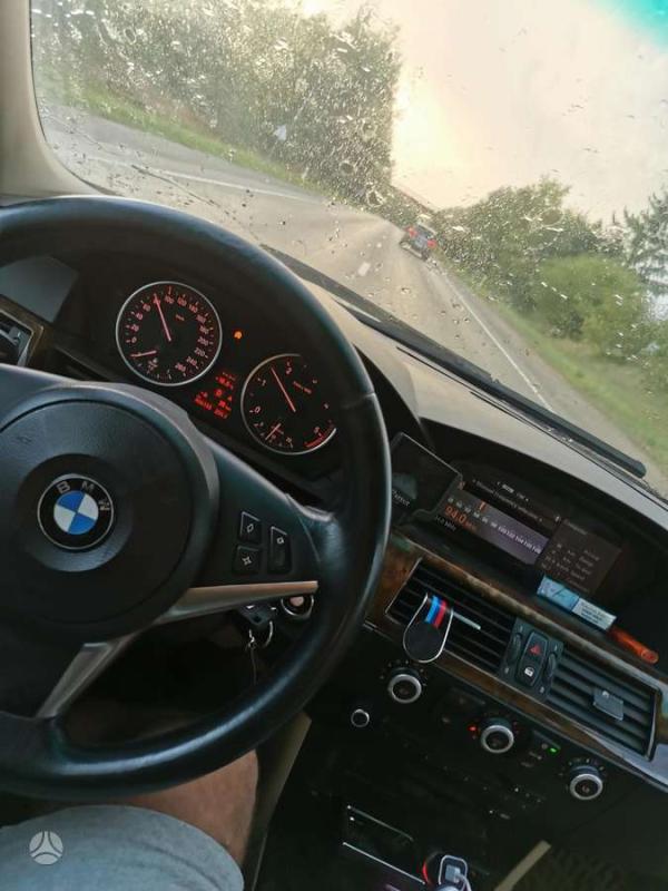 Zils BMW 530 2007 Kauņa, ar dzinēja tilpumu 2.99 L un nobraukumu 450 tūkst. km par 2499 €, foto 6 vietnē AUTOMOTO.COM.LV