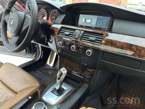 Zils BMW 530 2008 Jelgava, ar dzinēja tilpumu 3.00 L un nobraukumu 362 tūkst. km par 7600 €, foto 11 vietnē AUTOMOTO.COM.LV