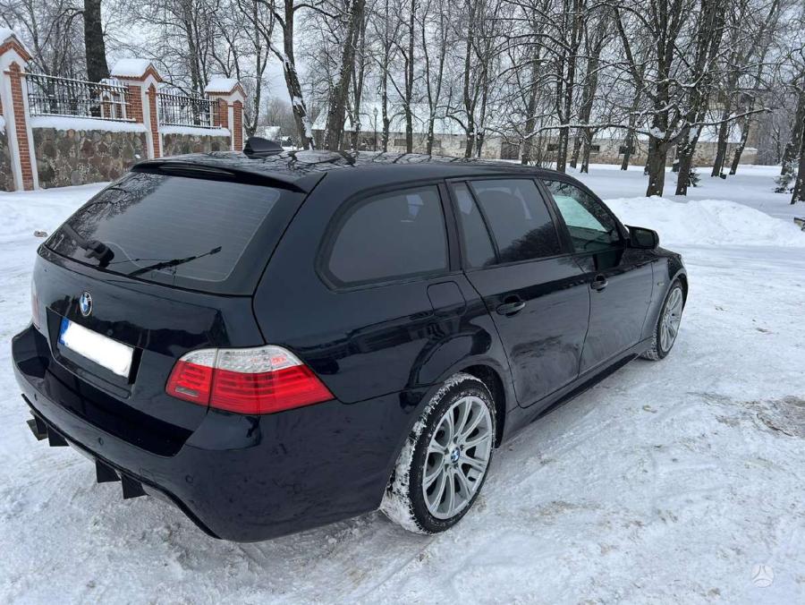 Zils BMW 530 2008 Viļņa, ar dzinēja tilpumu 2.99 L un nobraukumu 260 tūkst. km par 4750 €, foto 4 vietnē AUTOMOTO.COM.LV