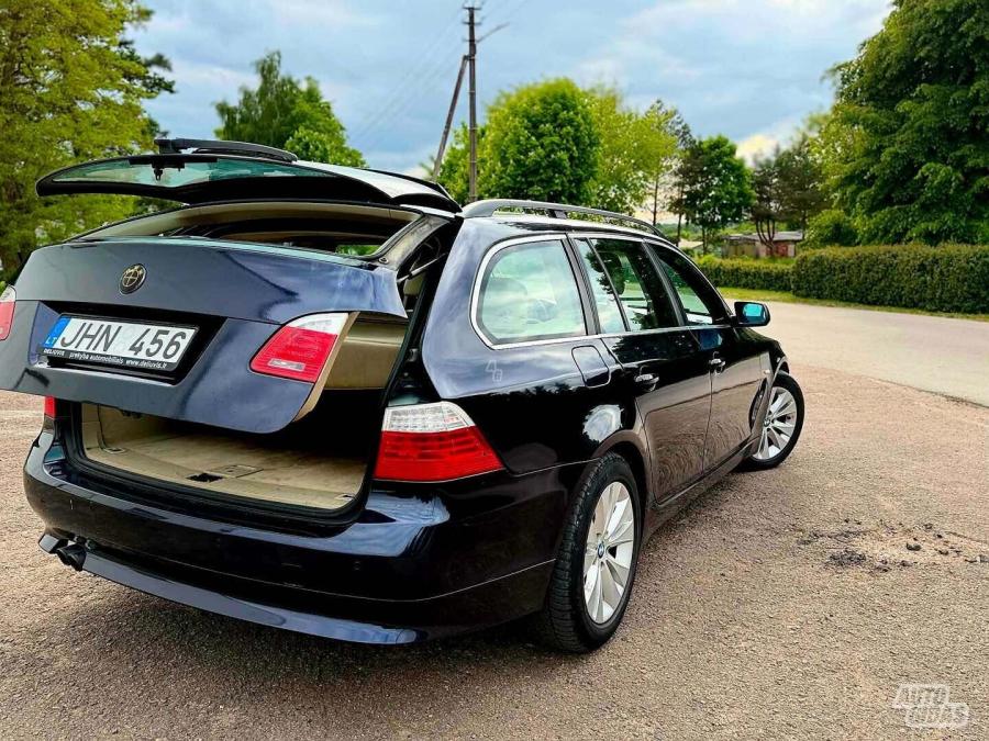 Blue BMW 530 2008 in Kaunas, with an engine capacity of 3.00 L and mileage of 366 thousand km for 3850 €, photo 8 on AUTOMOTO.COM.LV