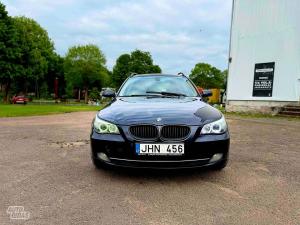 Blue BMW 530 2008 in Kaunas, with an engine capacity of 3.00 L and mileage of 366 thousand km for 3850 €, photo 10 on AUTOMOTO.COM.LV