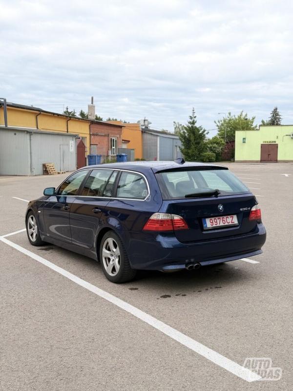 Zils BMW 530 2008 Alīta, ar dzinēja tilpumu 3.00 L un nobraukumu 357 tūkst. km par 4000 €, foto 3 vietnē AUTOMOTO.COM.LV