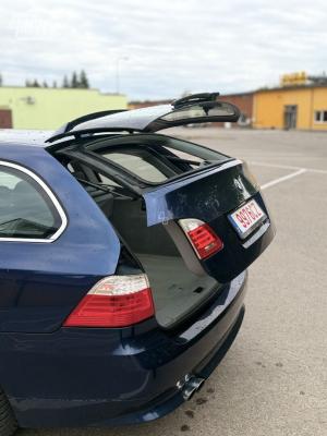 Blue BMW 530 2008 in Alytus, with an engine capacity of 3.00 L and mileage of 357 thousand km for 4000 €, photo 10 on AUTOMOTO.COM.LV