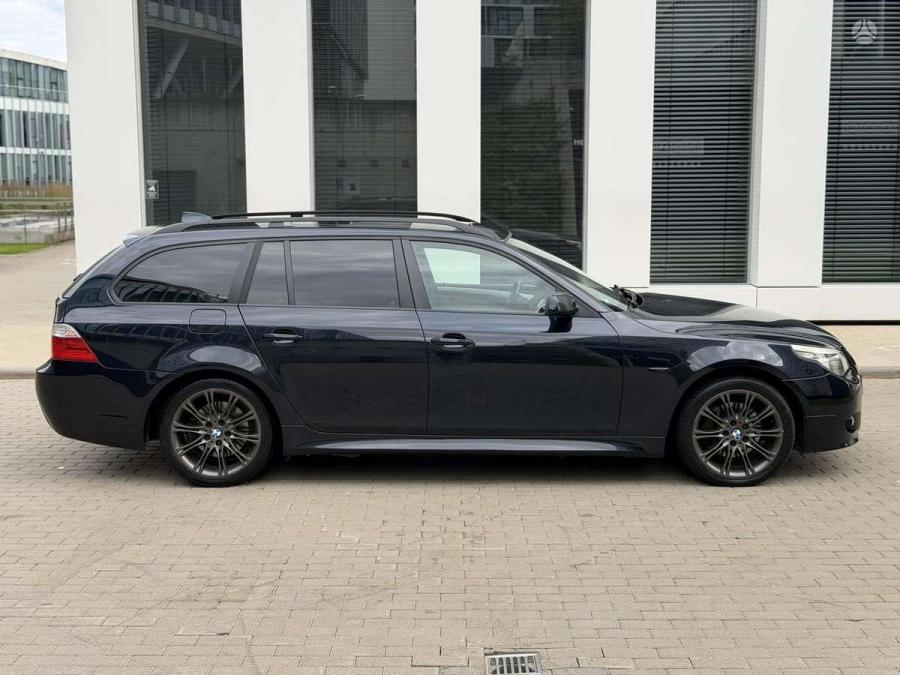 Blue BMW 530 2008 in Vilnius, with an engine capacity of 2.99 L and mileage of 330 thousand km for 5250 €, photo 6 on AUTOMOTO.COM.LV