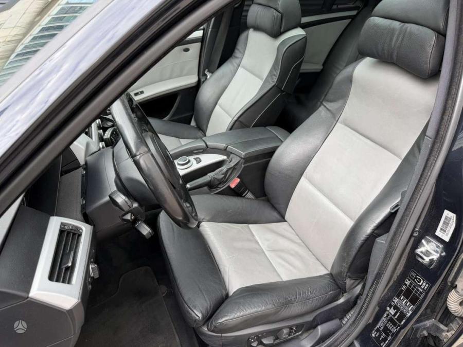 Blue BMW 530 2008 in Vilnius, with an engine capacity of 2.99 L and mileage of 330 thousand km for 5250 €, photo 11 on AUTOMOTO.COM.LV