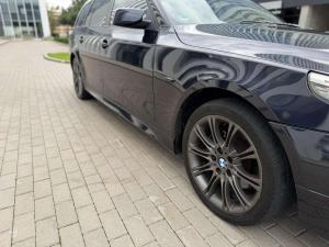 Blue BMW 530 2008 in Vilnius, with an engine capacity of 2.99 L and mileage of 330 thousand km for 5250 €, photo 17 on AUTOMOTO.COM.LV