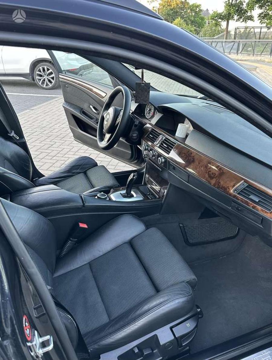 Zils BMW 530 2009 Anykščiai, ar dzinēja tilpumu 2.99 L un nobraukumu 316 tūkst. km par 6500 €, foto 12 vietnē AUTOMOTO.COM.LV