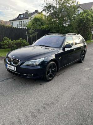 Blue BMW 530 2009 in Vilnius, with an engine capacity of 2.99 L and mileage of 420 thousand km for 3850 €, photo  on AUTOMOTO.COM.LV