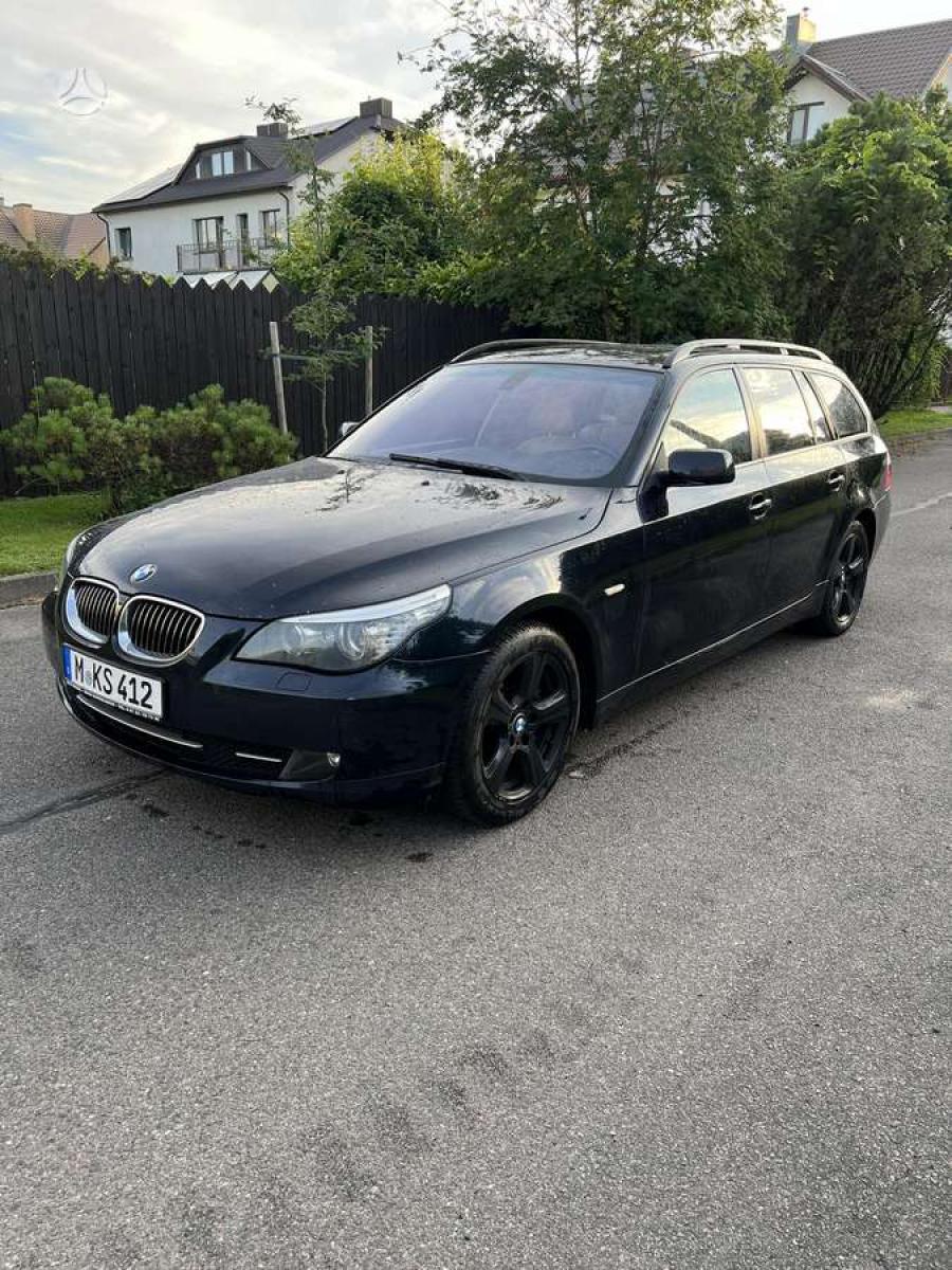 Blue BMW 530 2009 in Vilnius, with an engine capacity of 2.99 L and mileage of 420 thousand km for 3850 €, photo 1 on AUTOMOTO.COM.LV