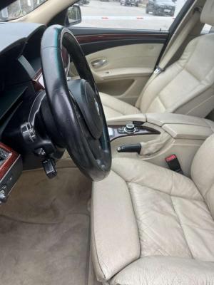 Blue BMW 530 2009 in Vilnius, with an engine capacity of 2.99 L and mileage of 420 thousand km for 3850 €, photo 10 on AUTOMOTO.COM.LV