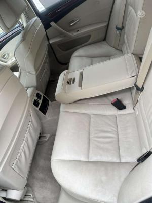 Blue BMW 530 2009 in Vilnius, with an engine capacity of 2.99 L and mileage of 420 thousand km for 3850 €, photo 11 on AUTOMOTO.COM.LV