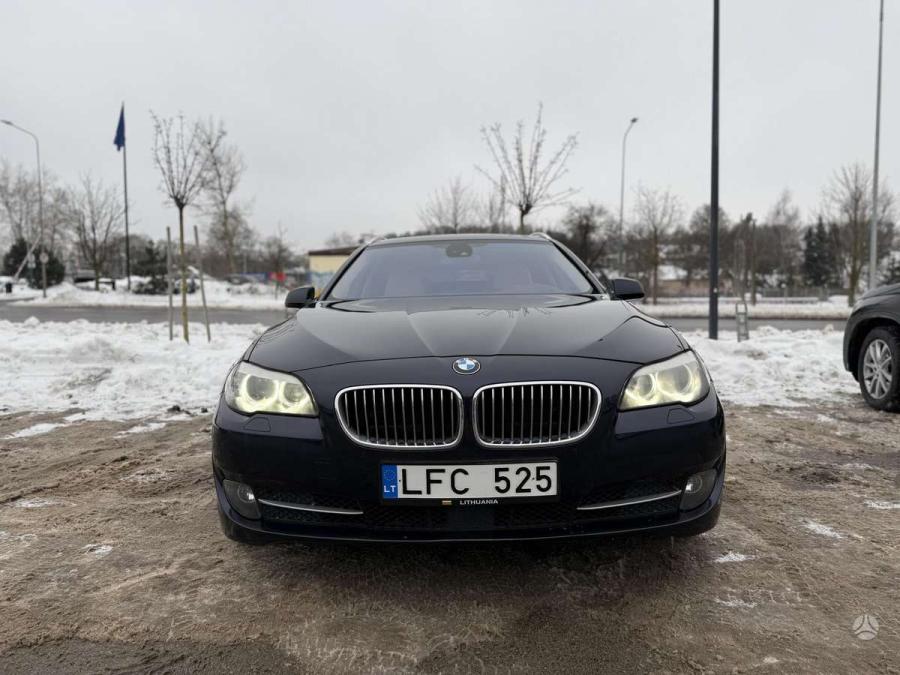 Zils BMW 530 2010 Viļņa, ar dzinēja tilpumu 2.99 L un nobraukumu 357 tūkst. km par 9800 €, foto 3 vietnē AUTOMOTO.COM.LV