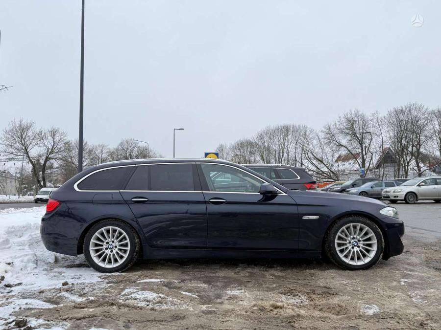 Zils BMW 530 2010 Viļņa, ar dzinēja tilpumu 2.99 L un nobraukumu 357 tūkst. km par 9800 €, foto 5 vietnē AUTOMOTO.COM.LV