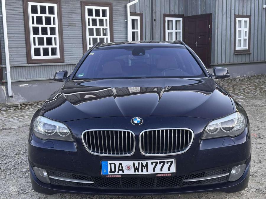 Zils BMW 530 2010 Kaišiadorys, ar dzinēja tilpumu 2.99 L un nobraukumu 348 tūkst. km par 7300 €, foto 3 vietnē AUTOMOTO.COM.LV
