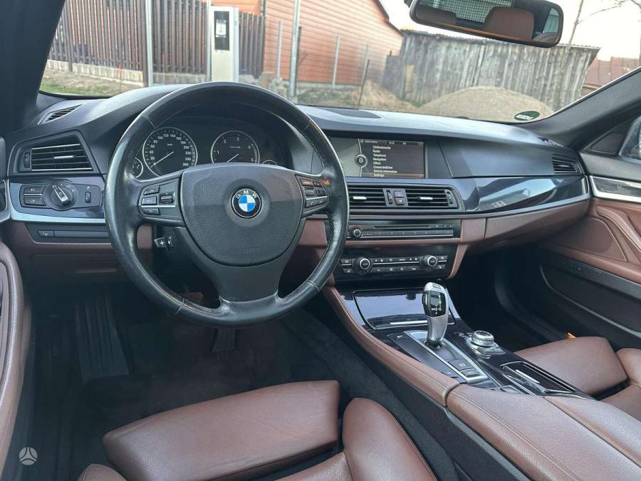 Zils BMW 530 2010 Kaišiadorys, ar dzinēja tilpumu 2.99 L un nobraukumu 348 tūkst. km par 7300 €, foto 19 vietnē AUTOMOTO.COM.LV