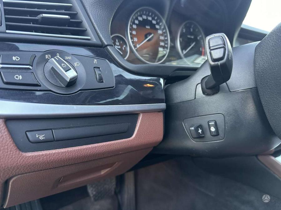 Zils BMW 530 2010 Kaišiadorys, ar dzinēja tilpumu 2.99 L un nobraukumu 348 tūkst. km par 7300 €, foto 20 vietnē AUTOMOTO.COM.LV