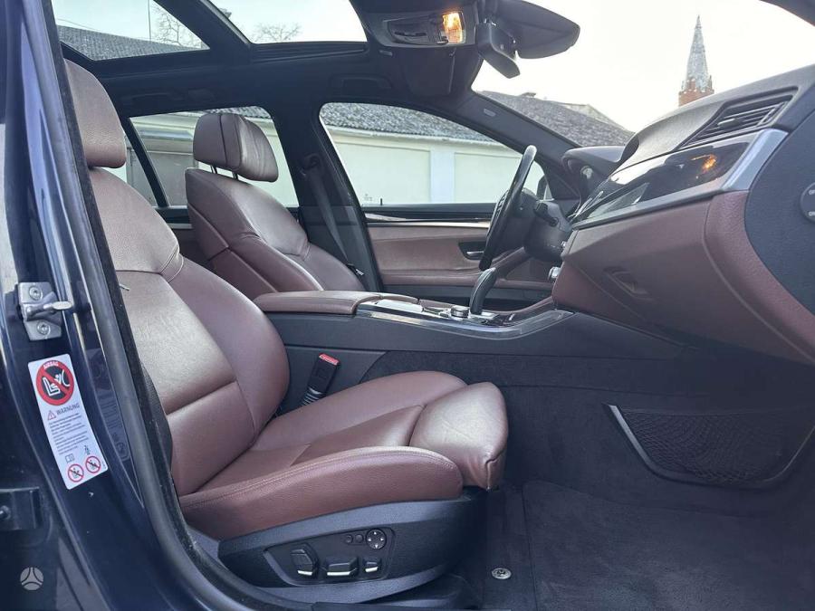 Zils BMW 530 2010 Kaišiadorys, ar dzinēja tilpumu 2.99 L un nobraukumu 348 tūkst. km par 7300 €, foto 23 vietnē AUTOMOTO.COM.LV
