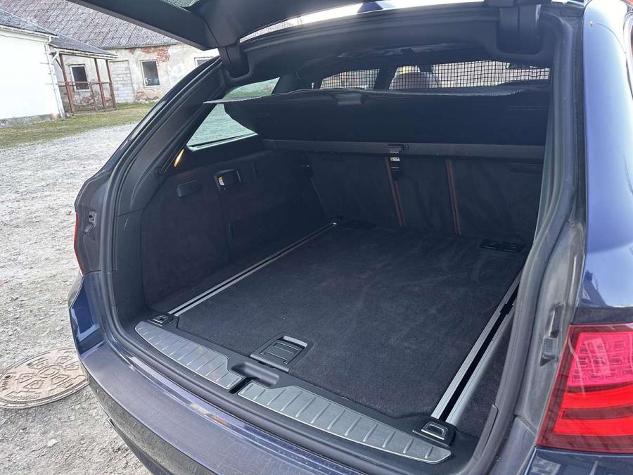 Zils BMW 530 2010 Kaišiadorys, ar dzinēja tilpumu 2.99 L un nobraukumu 348 tūkst. km par 7300 €, foto 28 vietnē AUTOMOTO.COM.LV
